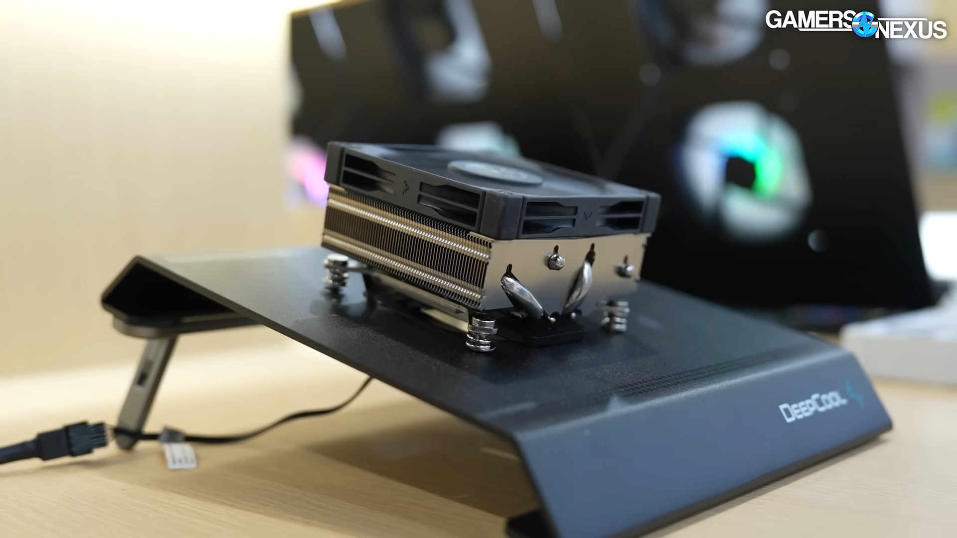 Noctua Has Competition: Vapor Chamber Air Cooler (DeepCool Assassin IV VC) | GamersNexus